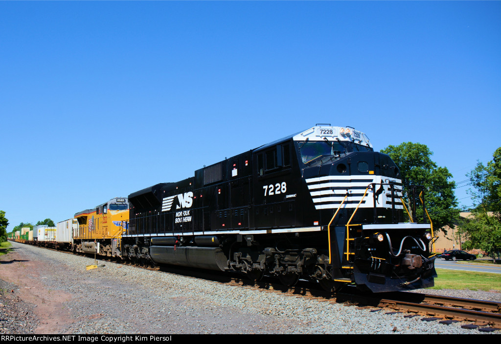 NS 7228 UP 2422 C45AH 24Z